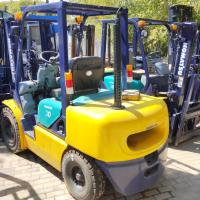 China 3T Used Warehouse Equipment Distributor Forklift TCM F30 Minimum turning radius 2.4m for sale