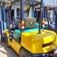 China Komatsu FD30 Used Forklift Two Stage Material Handling Equipment 3 Ton for sale