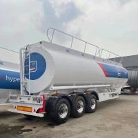 China 7000L Used Fuel Tanker Trailer For Oil Delivery 3 Axis Customized for sale