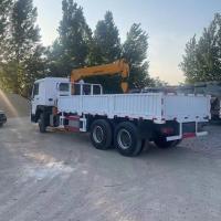 China Used Crane Truck Howo 371 375 6x4  Secondhand Sinotruk  12T for sale