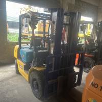 China Komatsu FD25 Used Forklift Three Stage Material Handling Equipment 2.5 Ton for sale