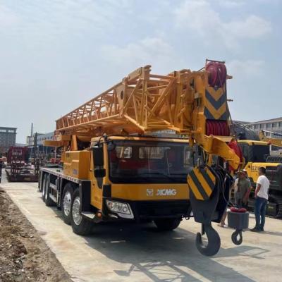 China 50T Hydraulic Old Crane Truck QY50K-II XCMG Mobile Crane 80km/h for sale
