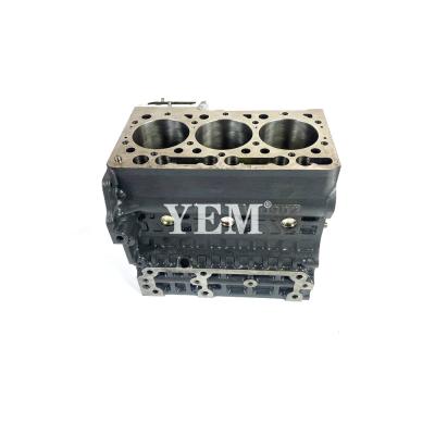 China Kubota D902 Engine Cylinder Block 1G952-01023 1J100-01010 1J080-01013 for sale