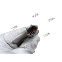 China High Quality For Isuzu Compatible With Diesel Engines 6WG1 Oil Level Sensor 1-8240170-1 for sale