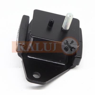 China 12361-17070 12361-50120 12361-50121 12361-50122 12361-66040 To-yota Land Cruiser 100 Engine Mount for sale