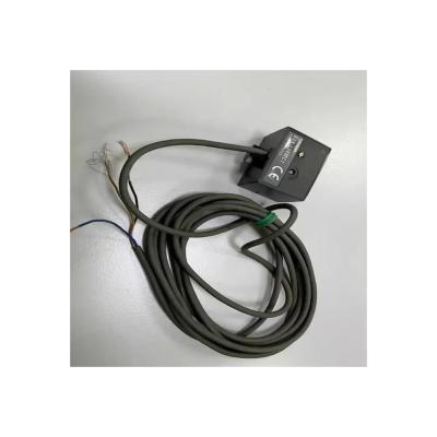 China FQ2-S30010F-08M Omron Programmable Logic Controller PLC with Relay Outputs for sale
