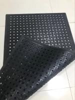 China Rubber floor mat  Hotel kitchen rubber floor mat  Round hole rubber floor mat for sale