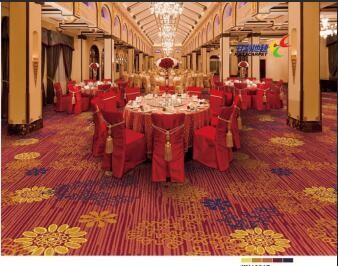 China Surface Printed Nylon Carpet Tiles Pile Height 5-12mm Customized Service for sale