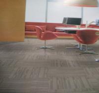 China Colored Modern Home Carpet 50x50cm Loop Pile Pattern Anti - Slip Feature for sale