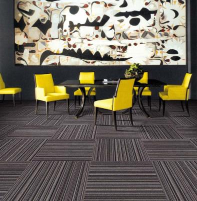 China Woven Office Carpet Flooring , Self Stick Carpet Tiles PP Flat Circle for sale