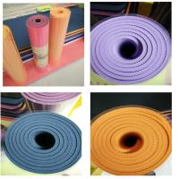 China Soft PVC Carpet Flooring , Gym Exercise Non Slip Yoga Mat Folded Pattern for sale