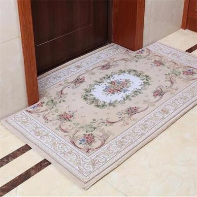 China Floral Braided Polyester Area Rugs Anti - Slip Feature Customized Size for sale