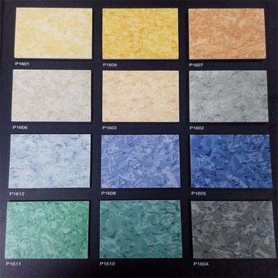 China Indoor Plastic Floor Tiles Easy Cleaning Surface Treatment Simple Color for sale