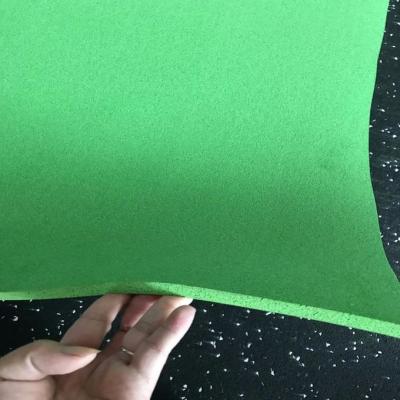 China Recycled Rubber Sports Flooring / Rubber Gym Flooring Rolls Solid Color for sale