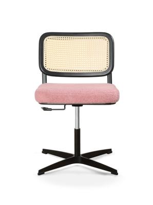 China 10.5kg Wicker Desk White Office Executive Chair 47CM Seat PP Rattan Studio for sale