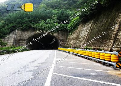 China Roadway Safety Roller Metal Beam Crash Barrier Guardrail Barrier for sale