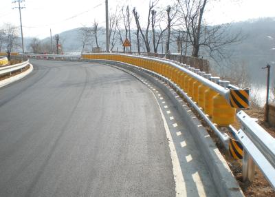 China Production Time 10-15 Days Safety Roller Barrier Surface Mounted Optimal Solution Protect Personnel Equipment Collisions for sale