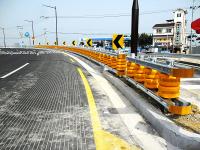 China Diameter 245 350 Mm Roller Size Guardrail Rolling Barrier Tunnel Safety Solution for Road Protection and Traffic Control for sale