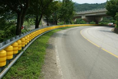 China 4 Meters Length Guardrail Roll Forming Machine with Diameter 245/350 Mm Roller Size Advanced Technology for sale