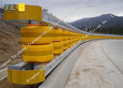 China Spacing 0.5m Anti Shock Traffic Fence Highway Roller Barrier for sale