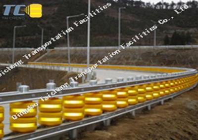 China EVA PU Plastic Traffic Bend Roller Road Guardrail Rotating Safety Anti Collision for sale