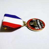 China Custom Iron Badge Medals Gold Finish 35mm with Short Ribbon and Rubber Clutch for sale