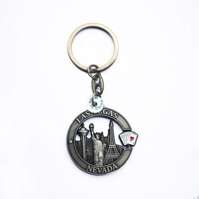 China 3D Antique Silver Zinc Alloy Las Vegas Souvenir Keychain 40mm Diecast Keyring for sale
