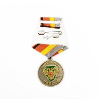 China Custom Brass Medal Badge 32mm 2.5mm Two Tone Russian Style for Awards Recognition for sale