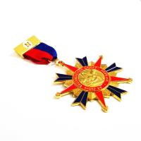 China 75mm Zinc Alloy Carnival Medal Badge Gold Plating Soft Enamel Custom Anniversary Recognition Souvenir for sale