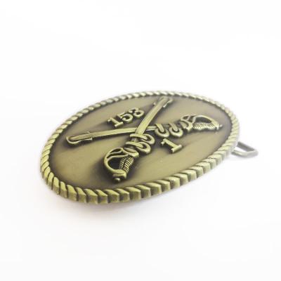 China Oval Zinc Alloy Diecast Belt Buckle 3.5x2.5 Inches Crossed Sabers Cavalry Antique Bronze for sale