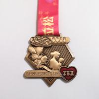 China Antique Copper 3D Mother's Day Marathon Finisher Medal 70x68mm Zinc Alloy for sale