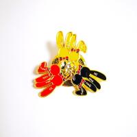 China Custom Metal Gold Spin Lapel Pin 48x46mm with Rubber Caps for Carnivals for sale