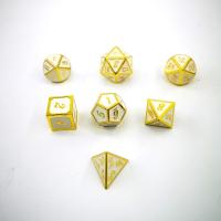China Gold Plated 7pcs Metal Dice Set 14mm Zinc Alloy for DND Tabletop Games for sale