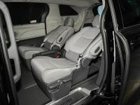 China 2026 Toyota Sienna 2WD Hybird Comfort Edition 2.5L for sale