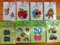 China Cute Style Iron-on Embroidered Small Flower Patch Hot Sale Sequin Decorated Clothing Accessories Felt Fabric for sale