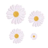 China 3D Embroidery Small Daisy Patch Paste Clothing Accessories Chenille Cloth Embroidery Patchs for sale