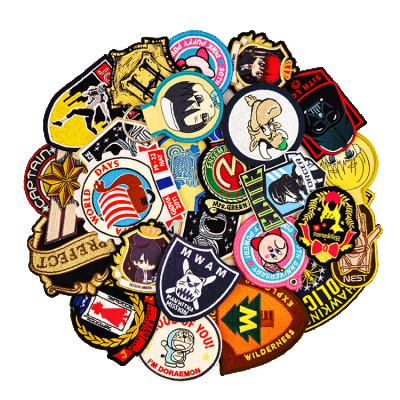 China China Manufacturer's Custom Iron-On Embroidered Spring Dog Patches for Clothing Accessories Nice Cutting Edge for sale