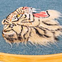 China Hairy Head Large Tiger Head Applique Patches Jacket Embroidery Patch Custom Patches for Jerseys Hoodie , Caps,Jacket Clothing for sale