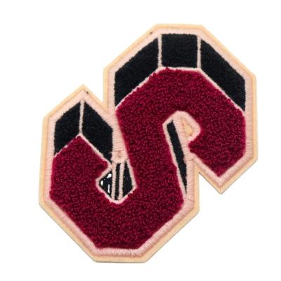 China Custom Eco-Friendly Chenille Letter Embroidered Patch for Sportswear Sew-On Fabric for sale