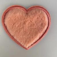 China Custom Sweet Heart Velvet Embroidery Patch Sew on  Patch for Apparel Patches Logo for sale
