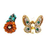 China 2023 Fancy Embroidery Applique Rhinestone Decoration Accessory Patch Bronzing Pattern Sequined Pearl Beaded Applique Patch for sale