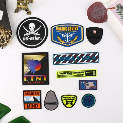 China Manufacturer Makes Fashionable Drop Plastic Logo Silica Gel Badge Pvc Soft Plastic Badge Luggage Clothing Plastic 3D Logo for sale