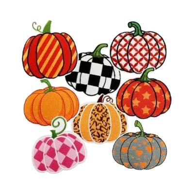 China Custom Halloween Thanksgiving Pumpkin Iron Patches for Jackets Autumn Embroidered Appliques for Clothes Gifts Design Patches for sale