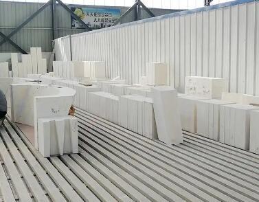 China Firebrick Industrial Furnace Refractory Blocks Azs Corundum for sale