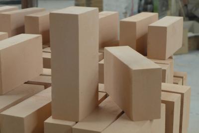 China B - 1 Low Thermal Refractory Insulating Fire Brick Light Weight For Steel Mill for sale