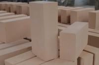 China Red Clay Insulating Fire Brick 230*114*65mm 0.6/0.8 Bulk Density Heat Resistance for sale