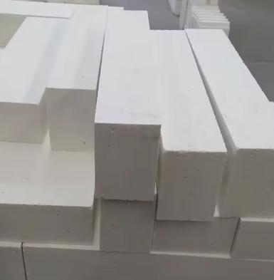China Rongsheng High Alumina Corundum Mullite Brick Refractory Lining Bricks For Glass Furnace Cement Kiln And Steel Industry for sale