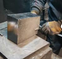 China China Factory Price Magnesite Carbon Brick High Quality Iron Melting Furnace Stocked Refractory Magnesia Carbon Bricks for sale