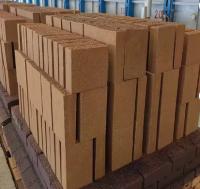 China Rongsheng Refractory Magnesium Iron Spinel Brick High Refractoriness 1800℃ Magnesia Alumina Spinel Bricks For Cement Kiln for sale