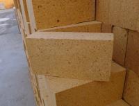 China Standard Size Refractory Fireclay Brick High Mechanical Strength For Glass Furnace for sale